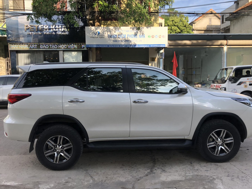Cho thuê xe 7 chỗ Toyota Fortuner Quảng Bình Xe Mới - Uy Tín
